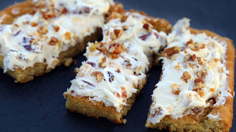 Panettone Cookie Bars Recipe - QueRicaVida.com