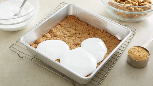 Easy S'Mores Bars Recipe - Pillsbury.com