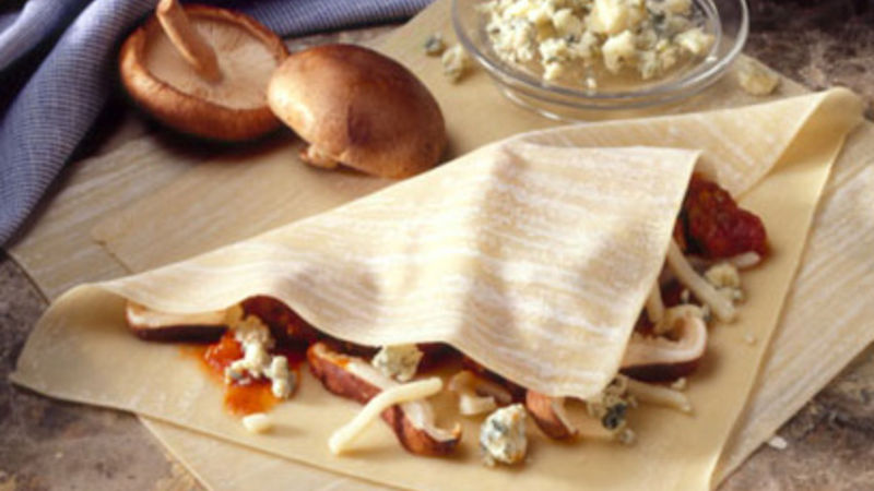 Sausage-Mushroom Pasta Calzones Recipe - BettyCrocker.com