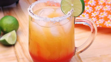 Receta de Michelada de Mango y Chamoy | QueRicaVida.com