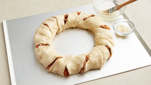 Pizza Crescent Ring Recipe - Pillsbury.com