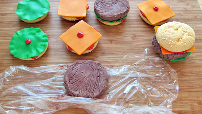 Chilly Cheeseburgers - Ice Cream Sandwich Sliders Recipe - Tablespoon.com