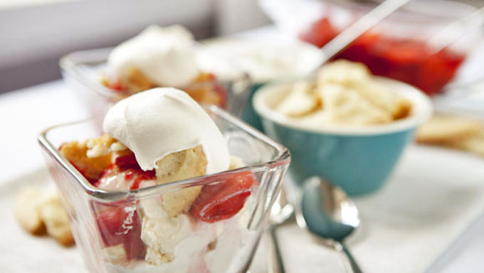 Sugar Cookie Sundae Recipe - Tablespoon.com