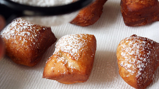 Beignets Recipe - Pillsbury.com