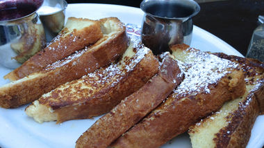 Cuban Torrejas Recipe - QueRicaVida.com