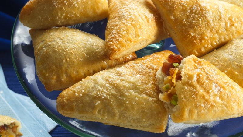 Crescent Bacon Cheesy Triangles Recipe - Pillsbury.com