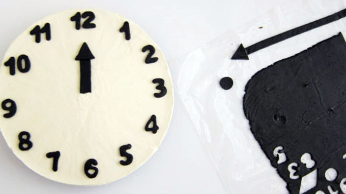 Black and White Cheesecake Clock Recipe - Tablespoon.com