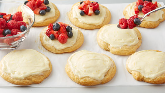 Mixed Berry Cream Cheese Danish Recipe - Pillsbury.com