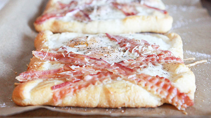 Bacon and Egg Crescent Squares Recipe - Tablespoon.com