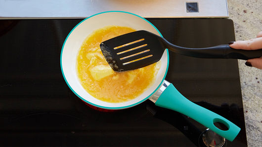 Folded Ham and Cheddar Omelette Recipe - Pillsbury.com