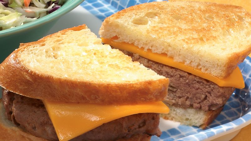 Grilled Cheddar Burgers Recipe - BettyCrocker.com
