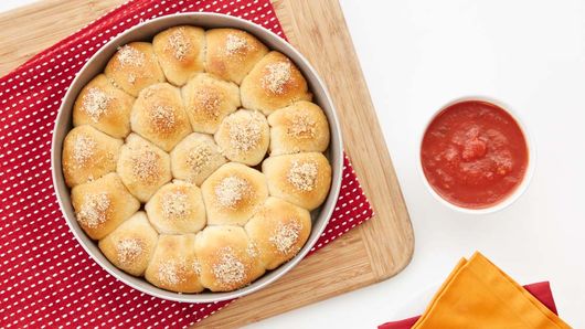 Cheesy Meatball Biscuit Bombs Recipe - Pillsbury.com