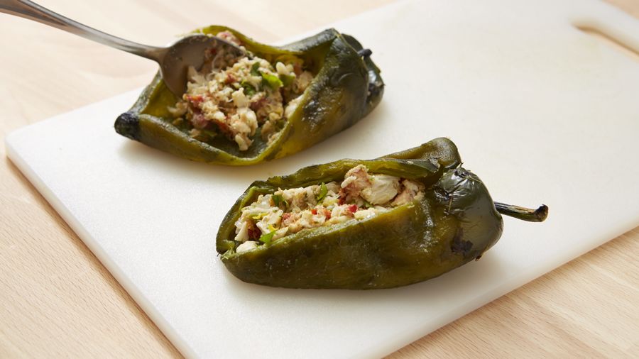 Cornmeal Crusted Crab Stuffed Chile Relleno Recipe - QueRicaVida.com