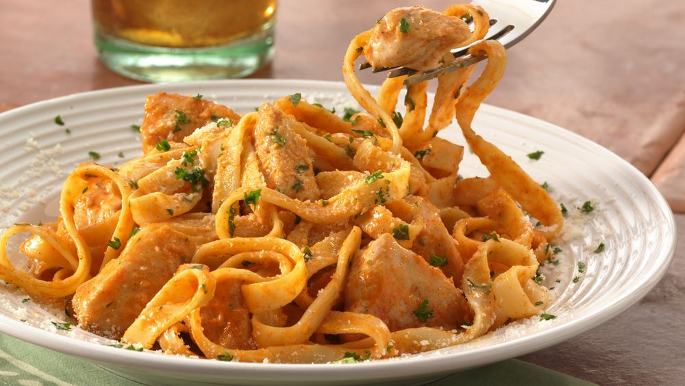 Chicken Fettuccine A La Fuente recipe from Pillsbury.com
