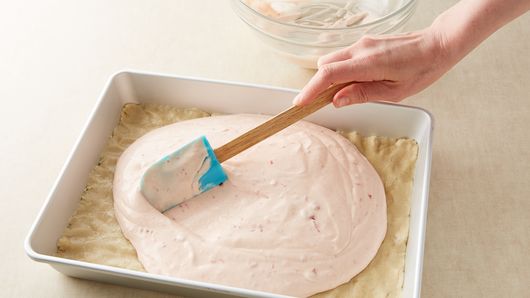 Easy Strawberry Cream Dessert Squares Recipe - Pillsbury.com