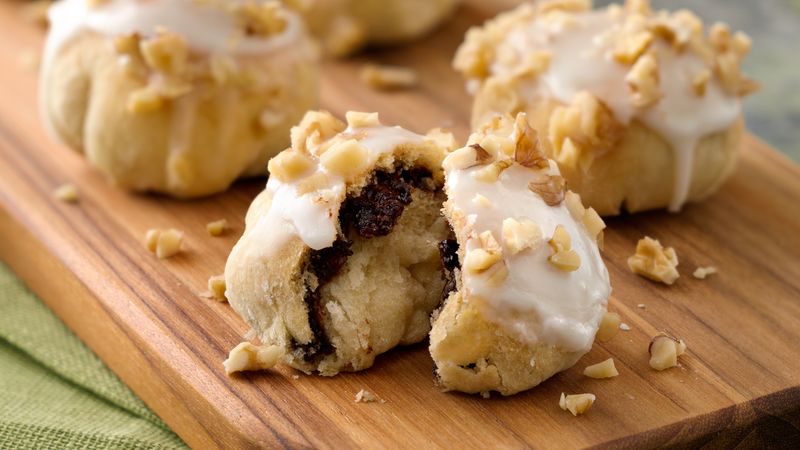 Chocolate Doughnut Poppers Recipe - Pillsbury.com