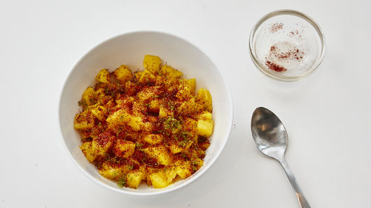 Chile-Lime Mango Salad Recipe - Pillsbury.com
