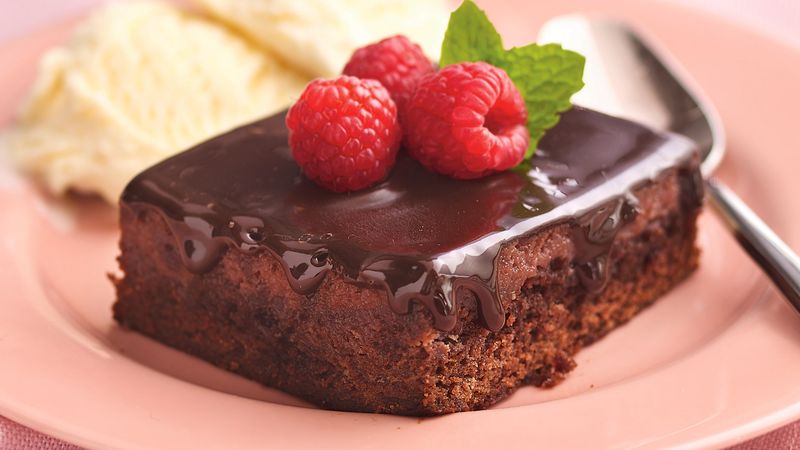 Warm and Fudgy Raspberry Pudding Cake Recipe - Pillsbury.com