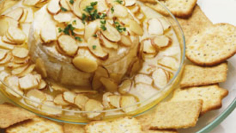 Brie with Almonds Recipe - BettyCrocker.com