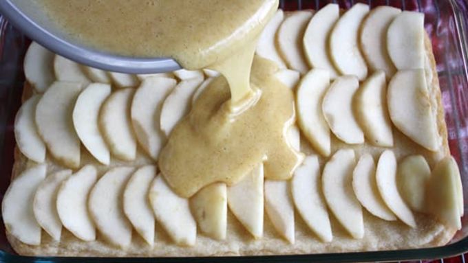 Brown Butter Pear Sugar Cookie Bars Recipe - BettyCrocker.com