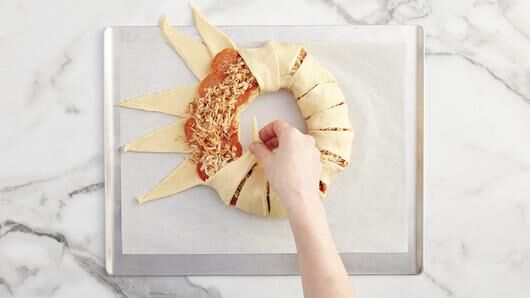 Pepperoni Pizza Crescent Ring Recipe - Pillsbury.com