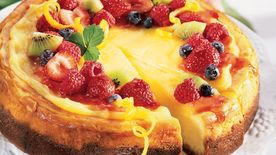 Mascarpone-Berry Cheesecake Recipe - Pillsbury.com