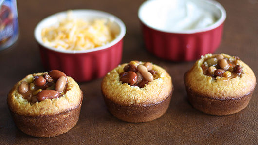 Chili-Stuffed Cornbread Muffins Recipe - Tablespoon.com