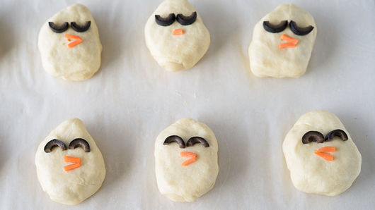 Mini Chicken Buns Recipe - Pillsbury.com