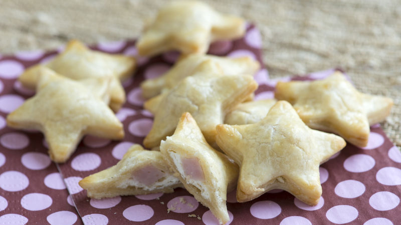 Mini Ham and Goat Cheese Star Pies Recipe - Pillsbury.com