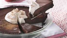 Chocolate-Mallow Cookie Pies Recipe - BettyCrocker.com