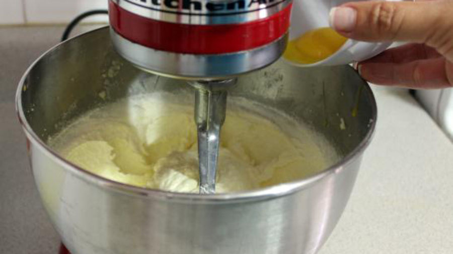 Puerto Rican Cake Recipe - QueRicaVida.com