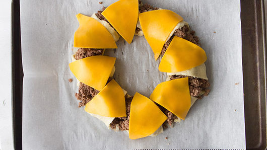 Cheeseburger Party Ring Recipe - Tablespoon.com