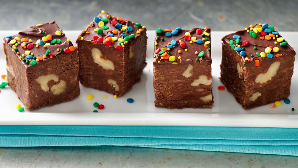 Café Mocha Nut Fudge Recipe - Pillsbury.com
