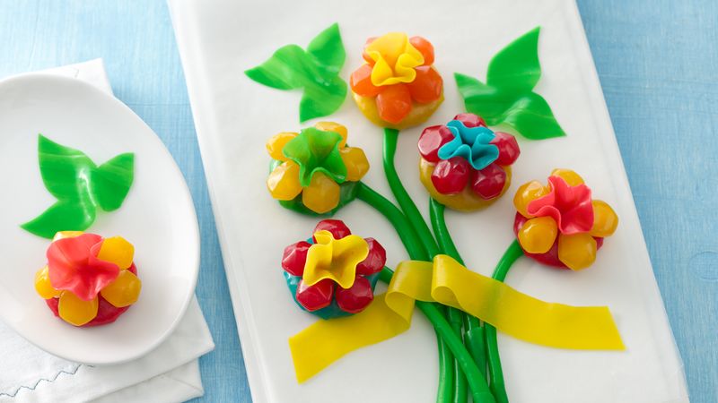 Fruity Snack Flower Bouquet Recipe - BettyCrocker.com