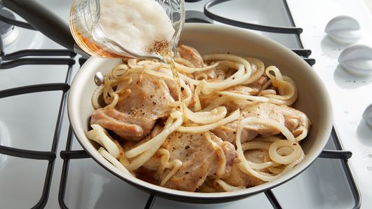 Savory Chicken with Peppers Recipe - Pillsbury.com