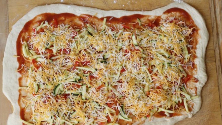 Receta de Rollos de Pizza Vegetariana | QueRicaVida.com