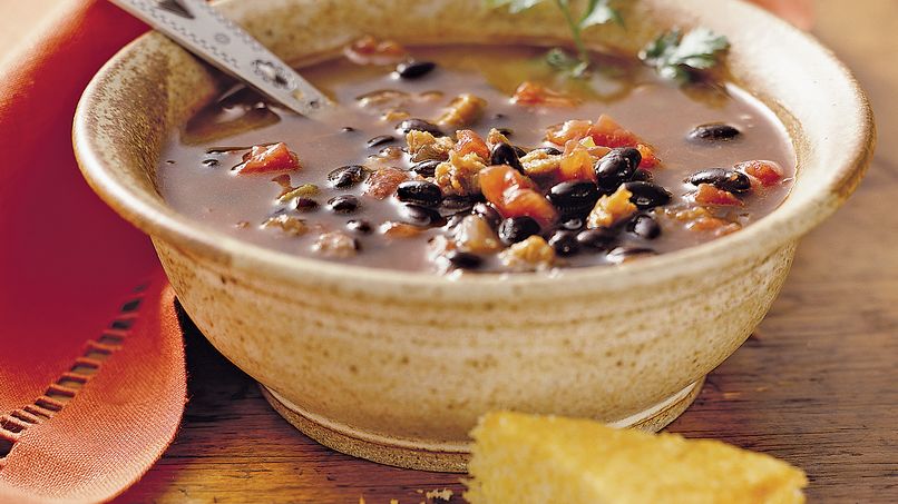 Spicy Black Bean Barbecue Chili Recipe - QueRicaVida.com