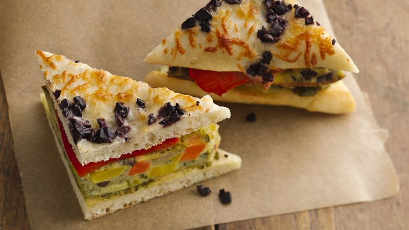 Veggie Frittata Breakfast Sandwiches Recipe - Pillsbury.com