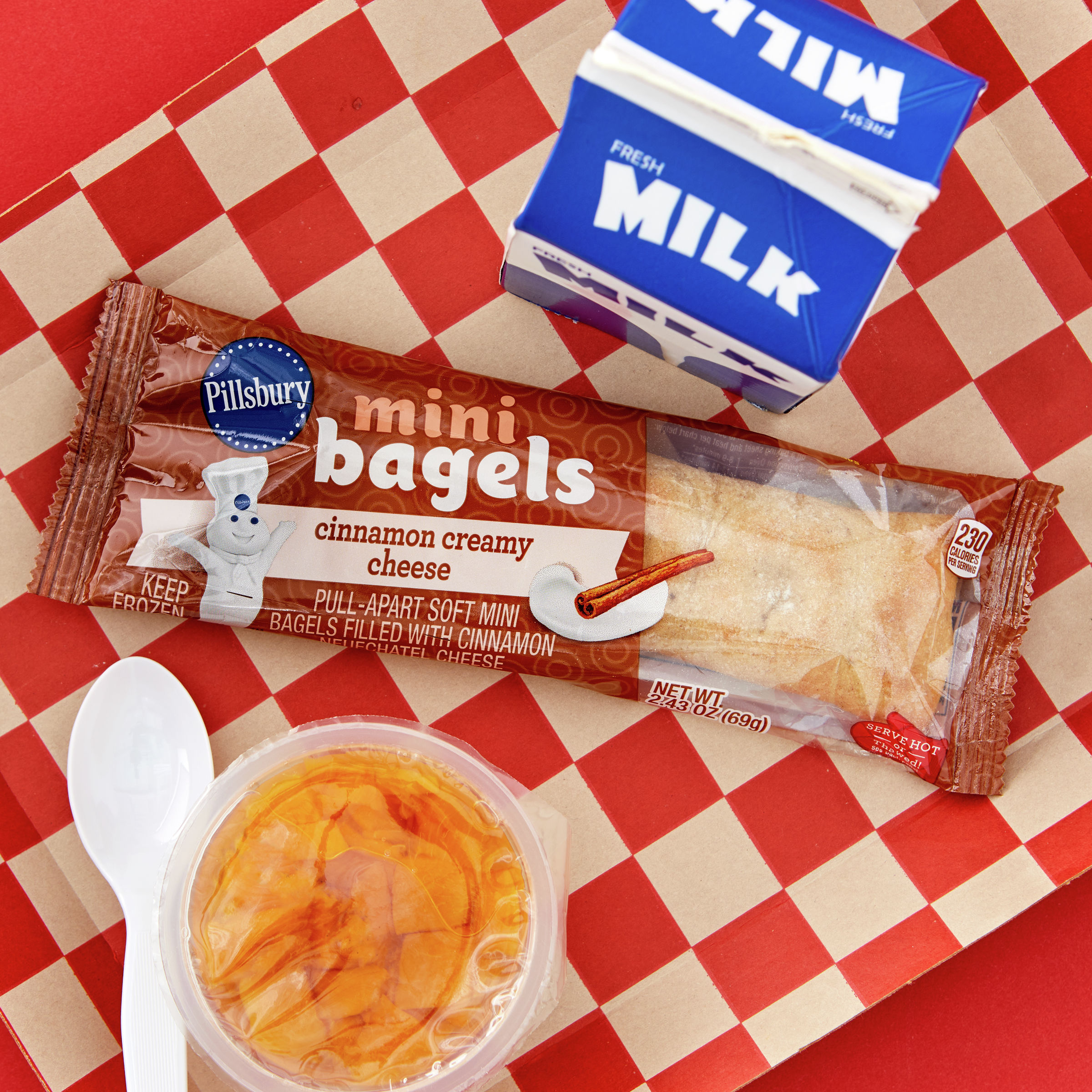 Pillsbury™ Frozen Mini Bagels Cinnamon Creamy Cheese 2.43 oz